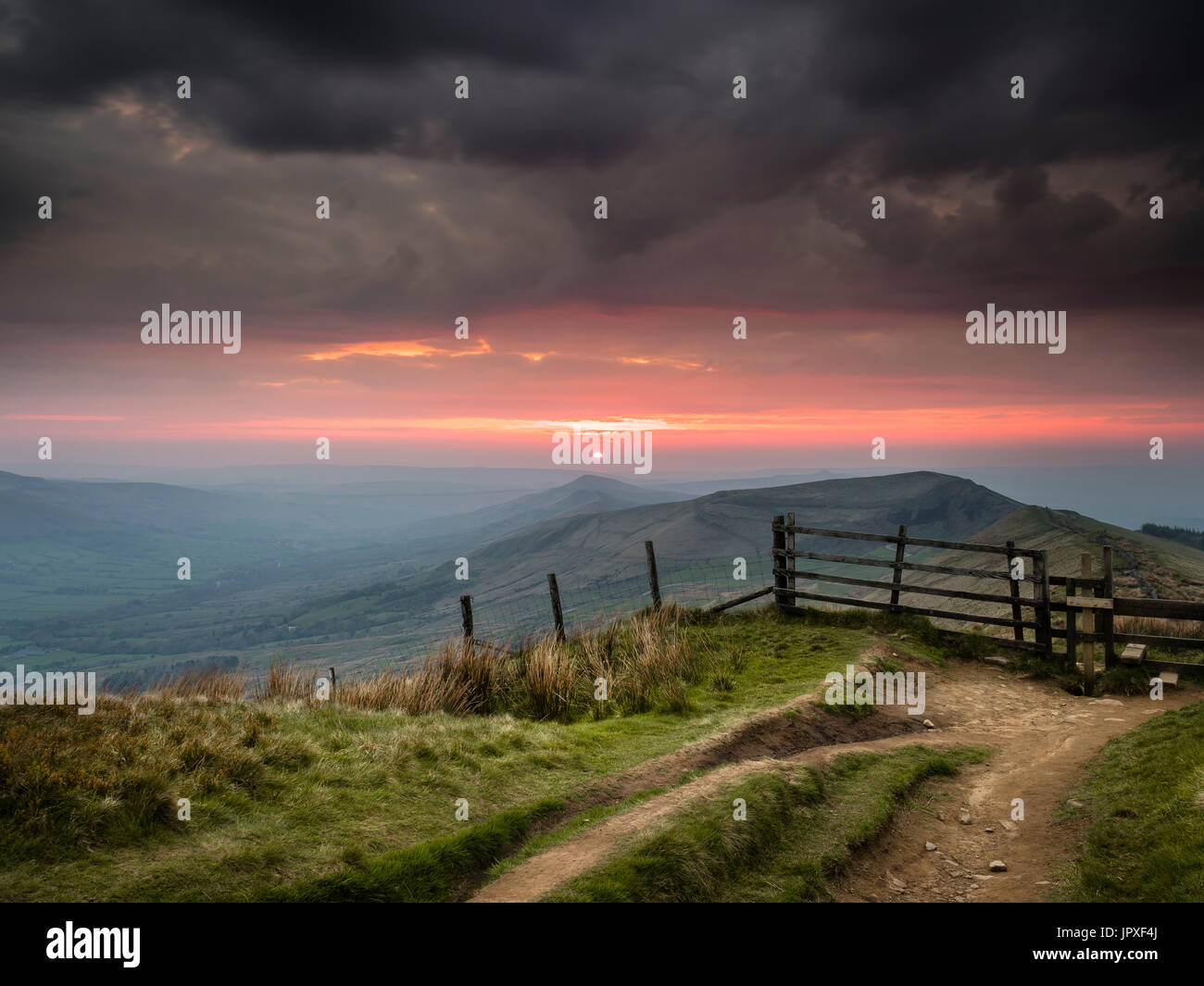 Mam tor hi-res stock photography and images - Alamy
