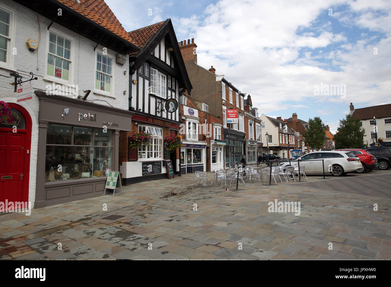 Beverley town shopping centre hi-res stock photography and images - Alamy
