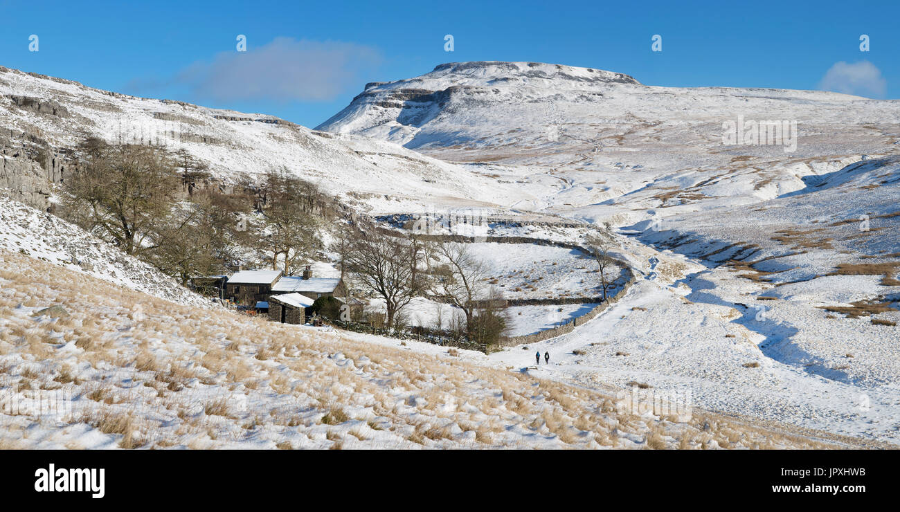 Ingleborough, Yorkshire Dales, UK Stock Photo - Alamy