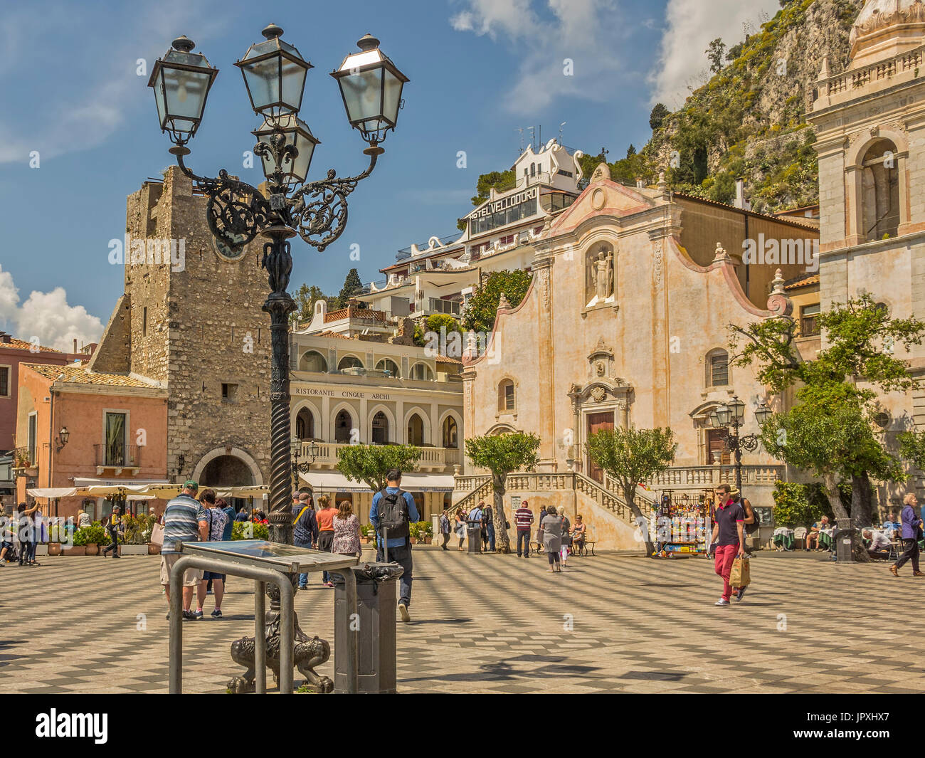 Taormina main square hi-res stock photography and images - Alamy