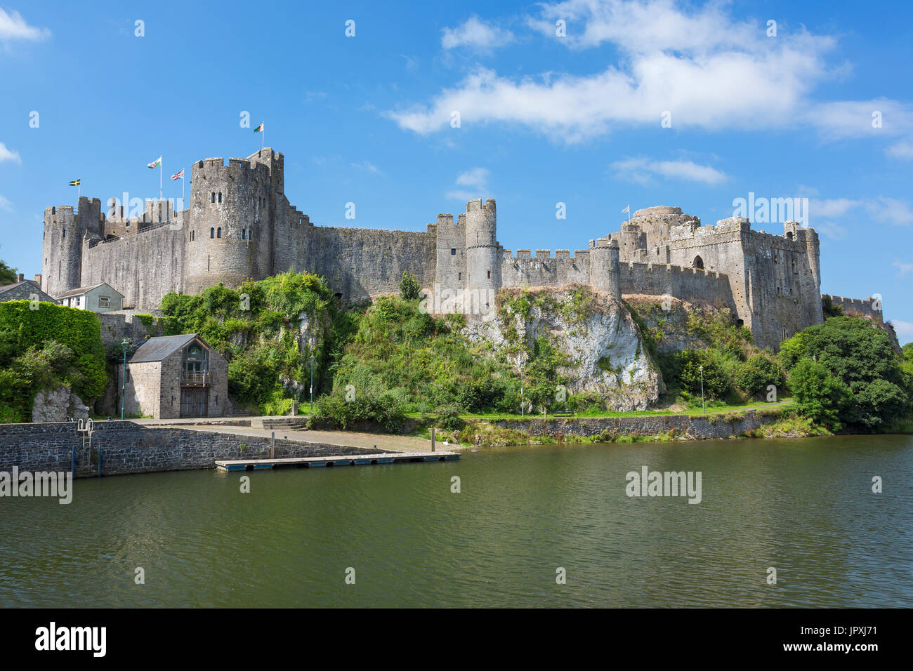 Pembroke castle hi-res stock photography and images - Alamy