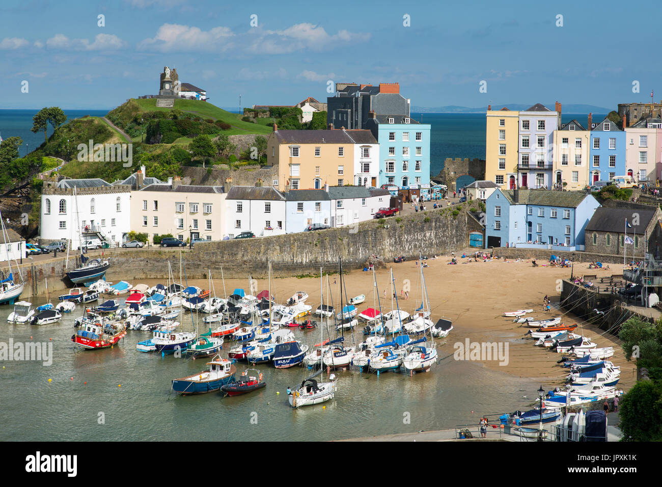 Tenby harbour hi-res stock photography and images - Alamy