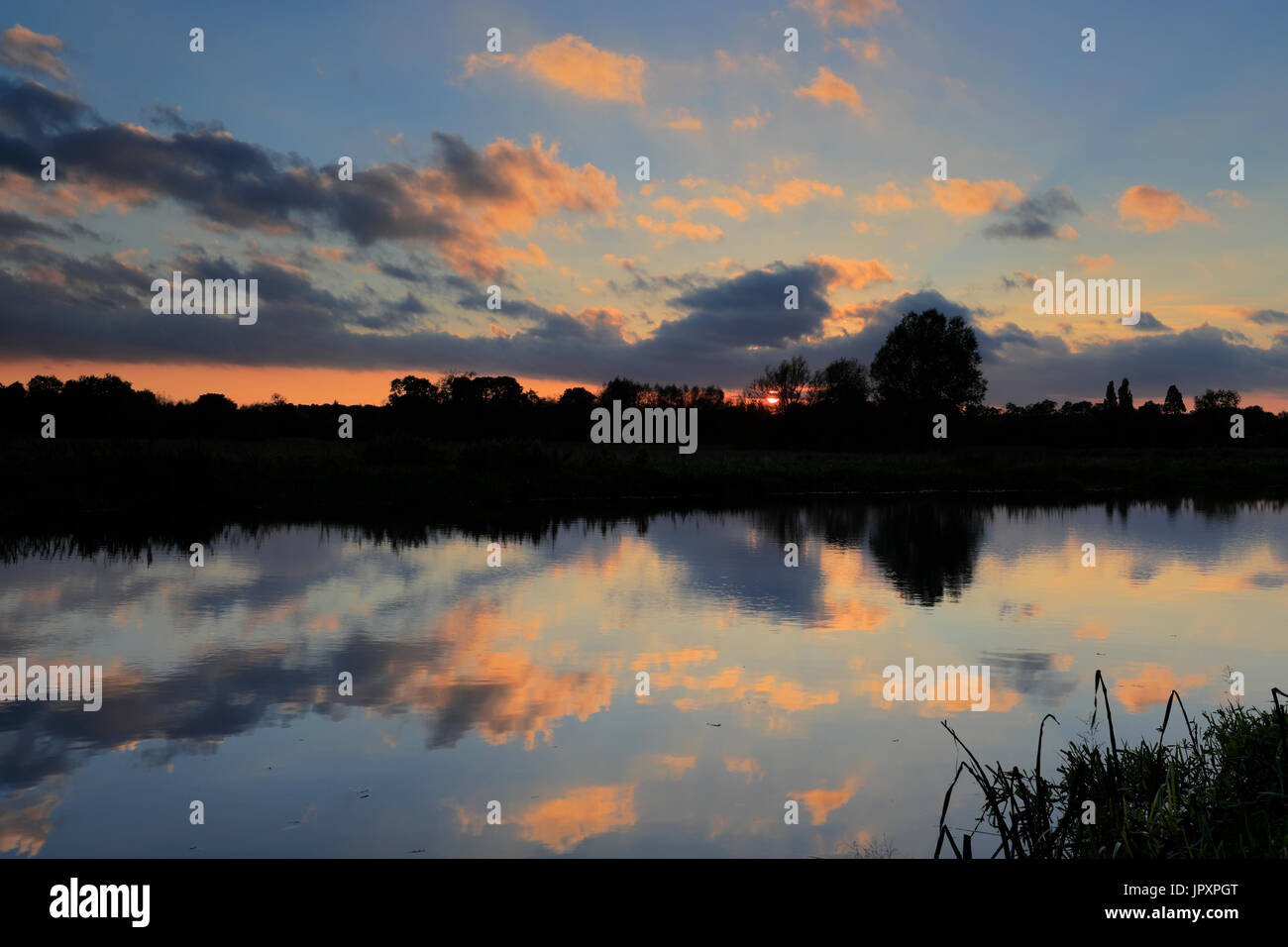 Autumn sunset, river Nene Valley, near Castor village, Cambridgeshire ...