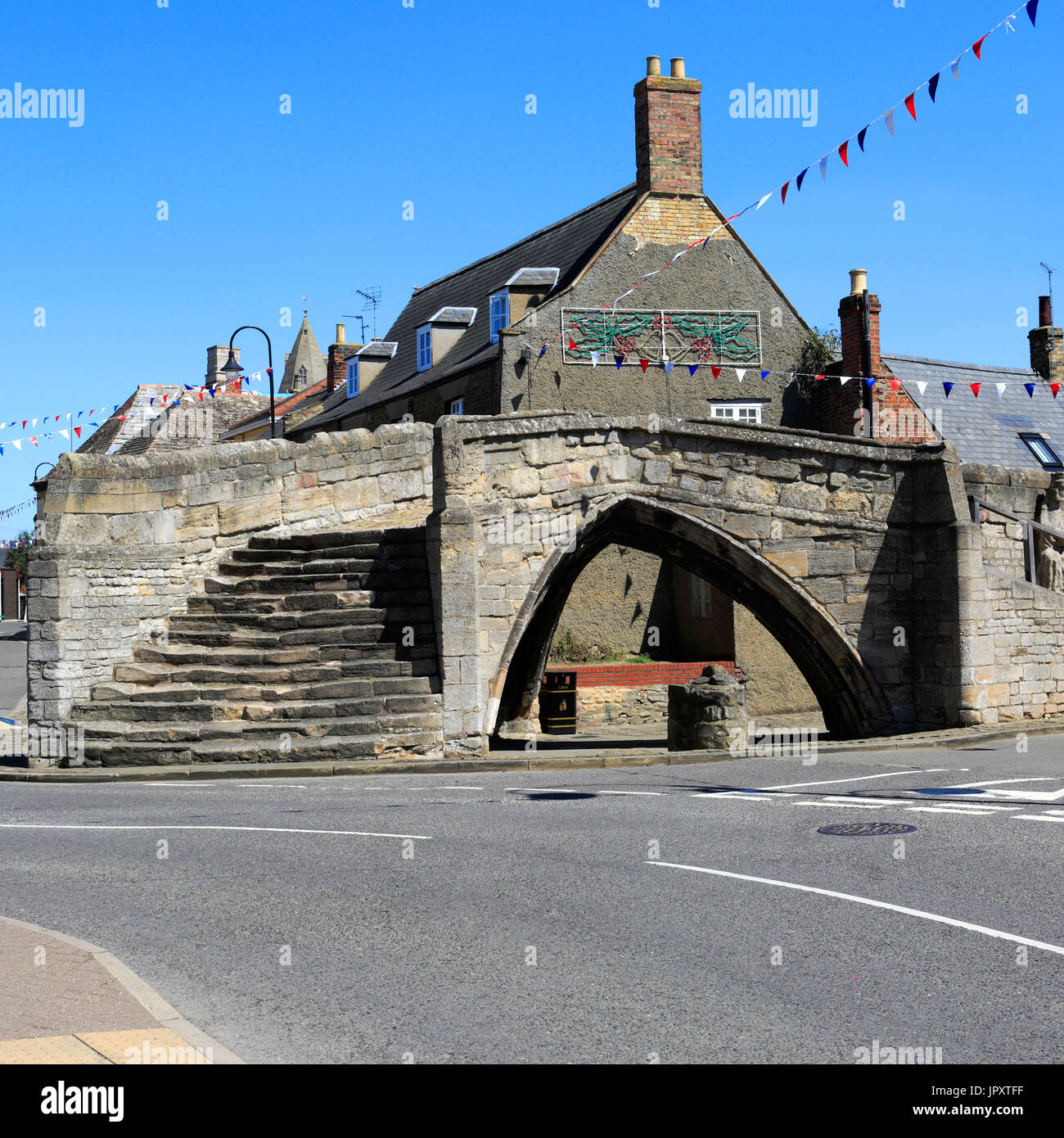 Three way footbridge High Resolution Stock Photography and Images - Alamy