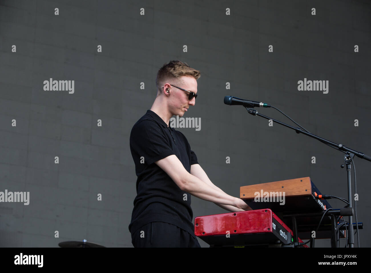 Singer performing with backup band hi-res stock photography and images ...