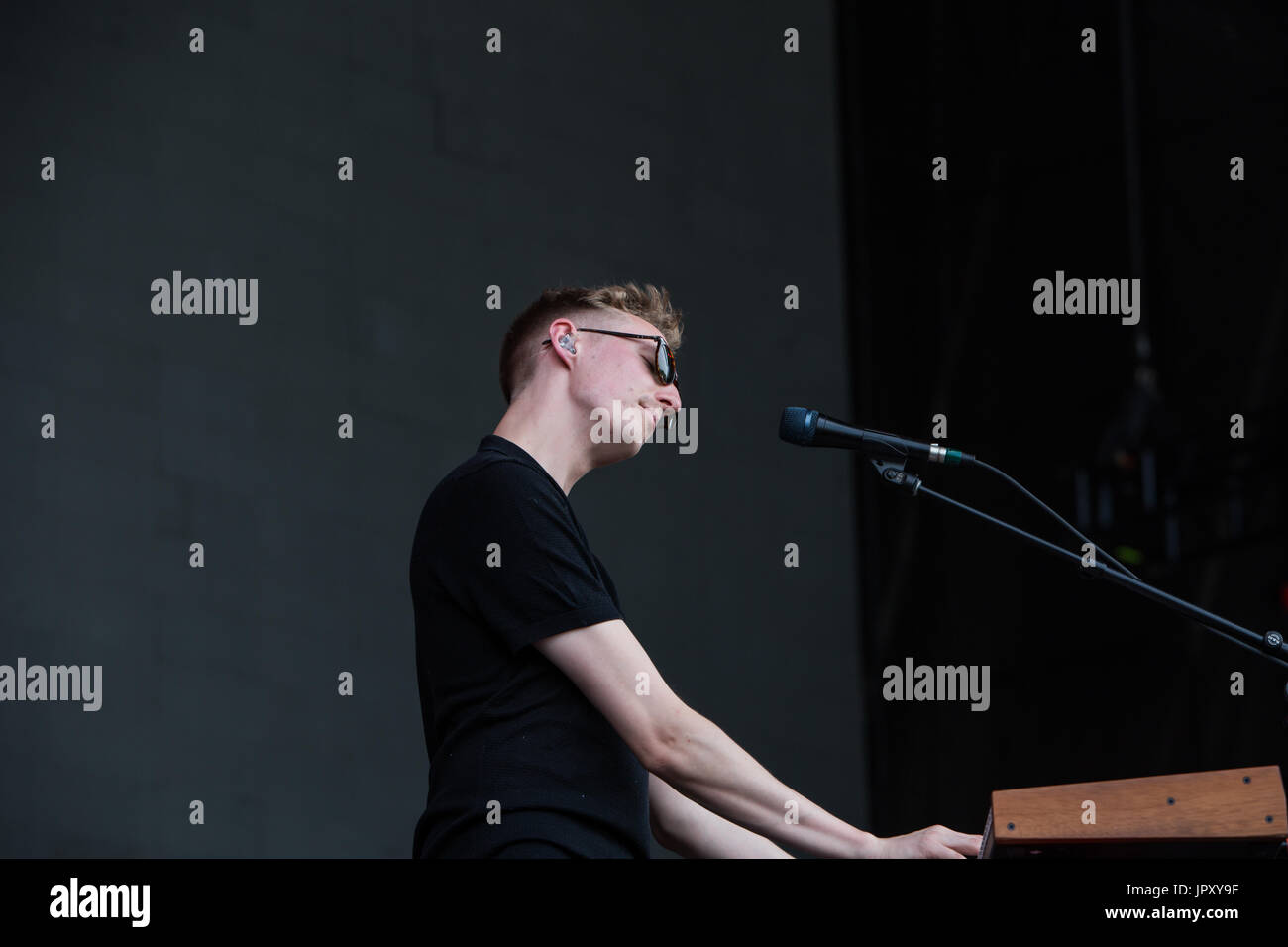 Singer performing with backup band hi-res stock photography and images ...