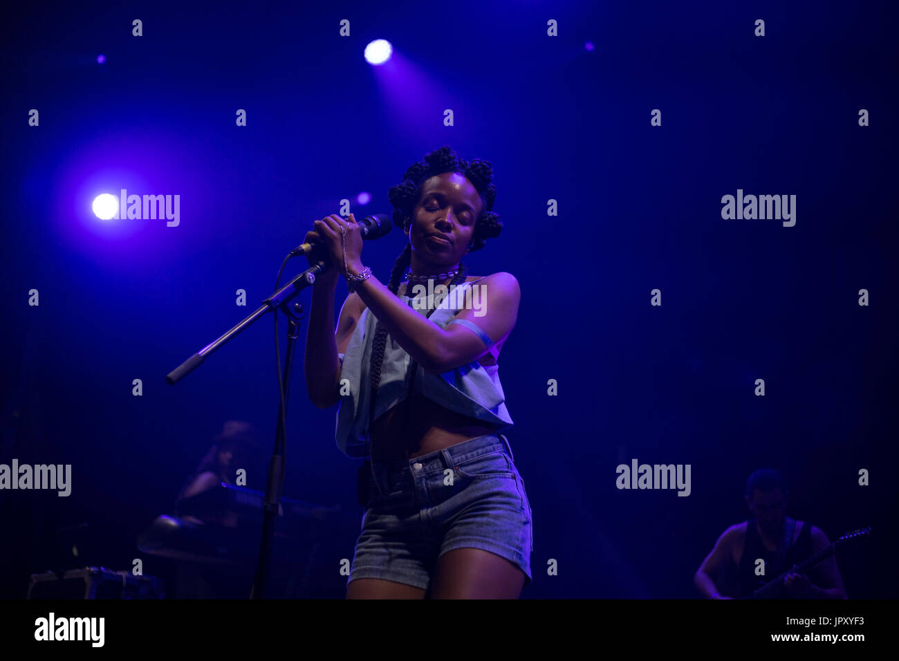 Jamila woods concert hi-res stock photography and images - Alamy