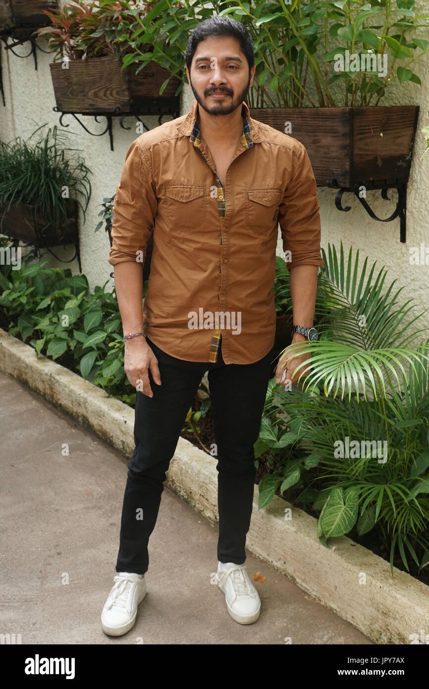 Mumbai, India. 2nd August, 2017. Bollywood actor Shreyas talpadel Pose ...