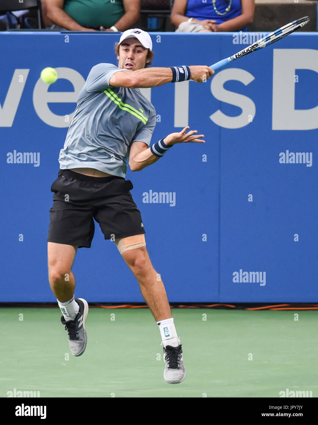 Washington, D.C, USA. 2nd Aug, 2017. JORDAN THOMPSON hits a forehand ...