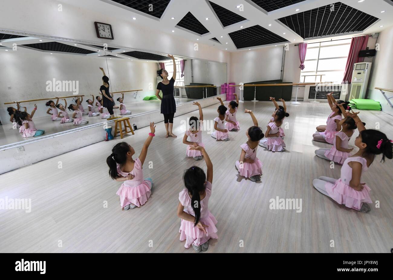 Dachang, China's Hebei Province. 3rd Aug, 2017. Children learn dancing ...