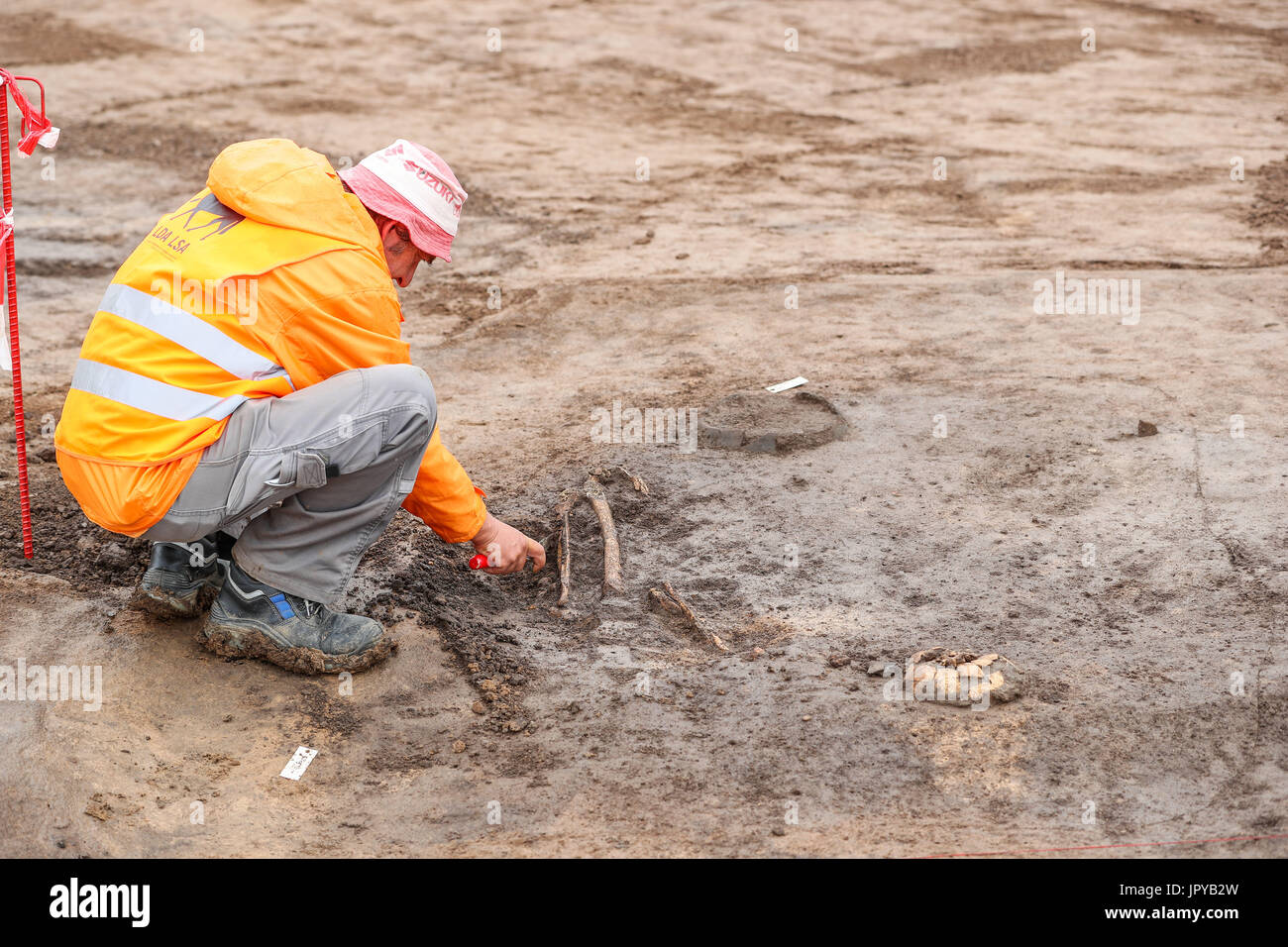 Helper excavation hi-res stock photography and images - Alamy