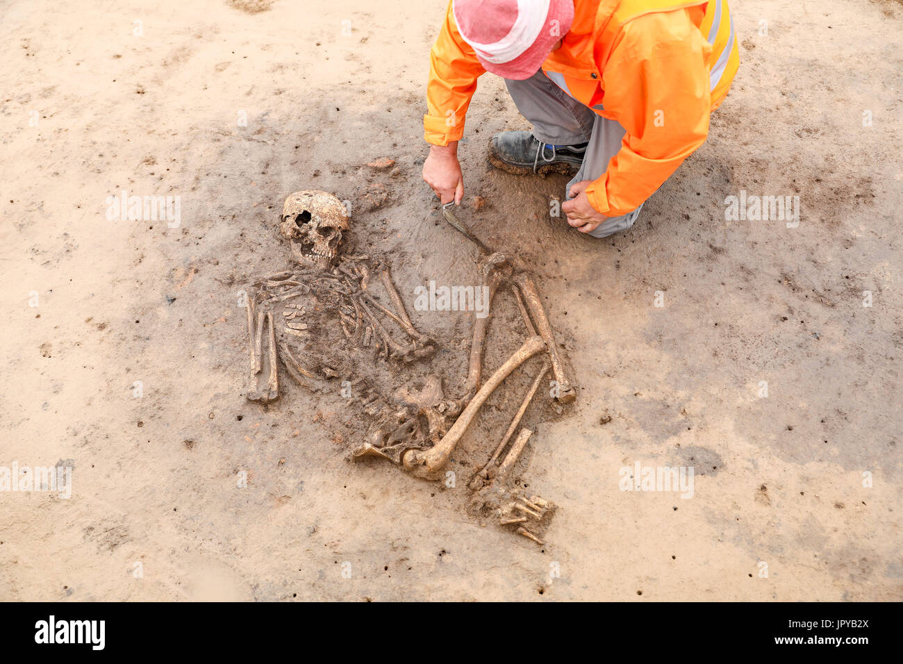 Excavation helper hi-res stock photography and images - Alamy