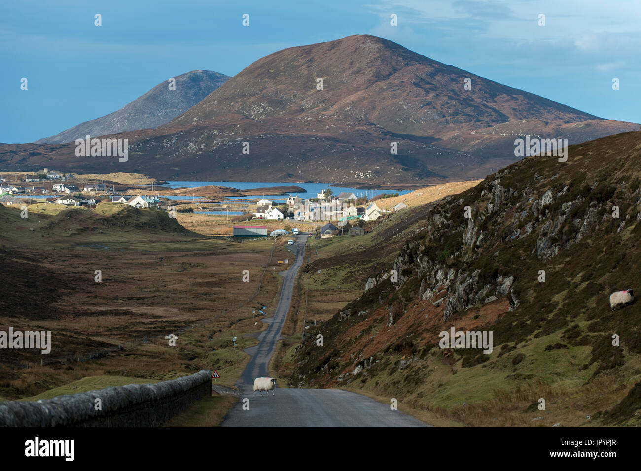 Leverburgh harbor - South Coast Harris Hebrides Stock Photo - Alamy