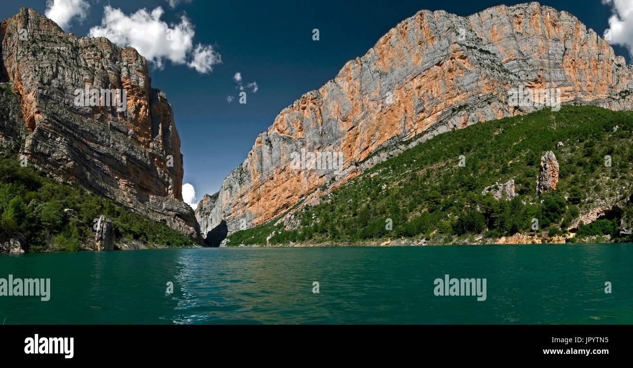 Ribagorcana noguera river hi-res stock photography and images - Alamy