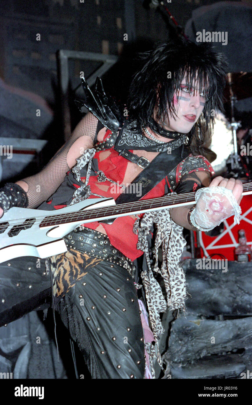 Motley Crue Shout At The Devil Wallpaper