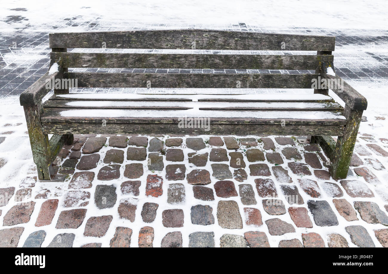 Empty snow park hi-res stock photography and images - Alamy