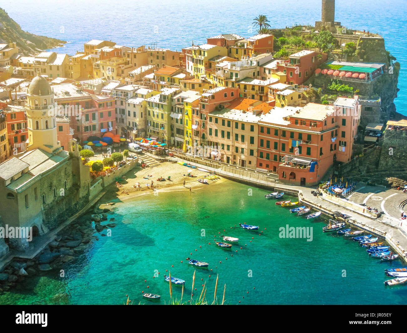 Vernazza italy sunset sea boats hi-res stock photography and images - Alamy