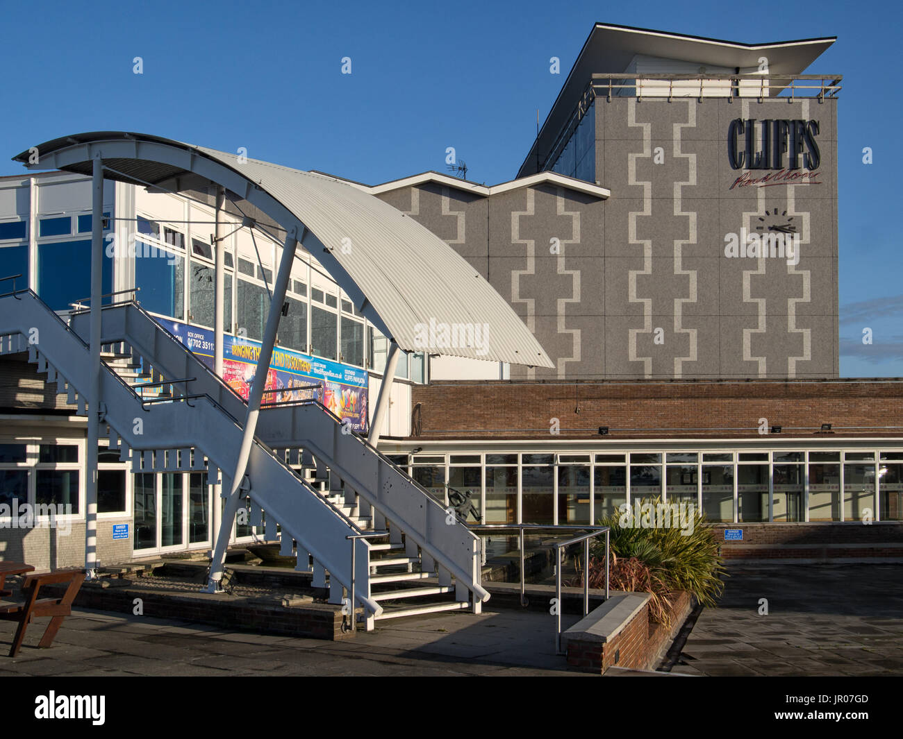 SOUTHEND-ON -SEA, ESSEX, UK - AUGUST 03, 2017: Exterior view of the ...
