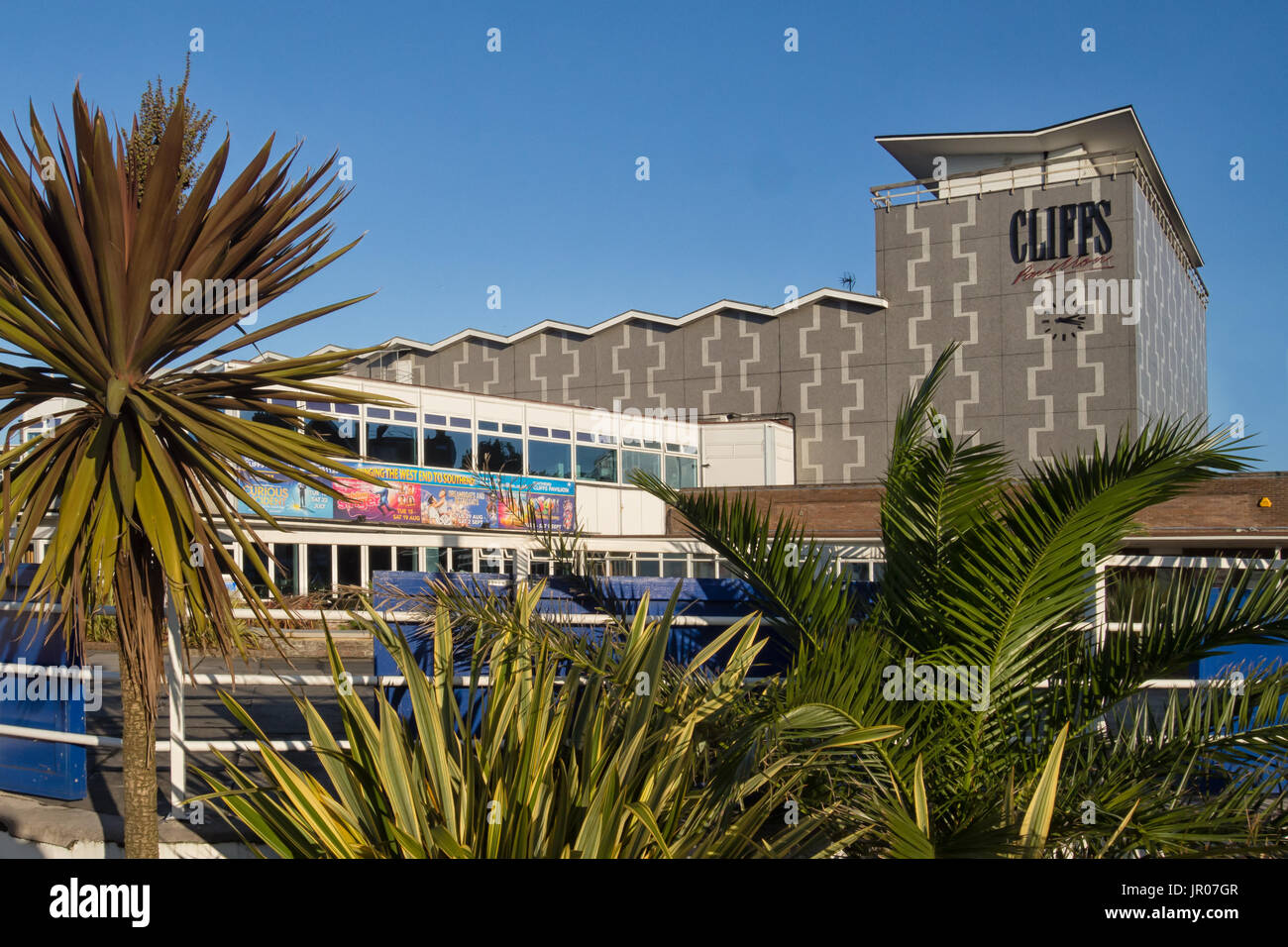 SOUTHEND-ON -SEA, ESSEX, UK - AUGUST 03, 2017: Exterior view of the ...