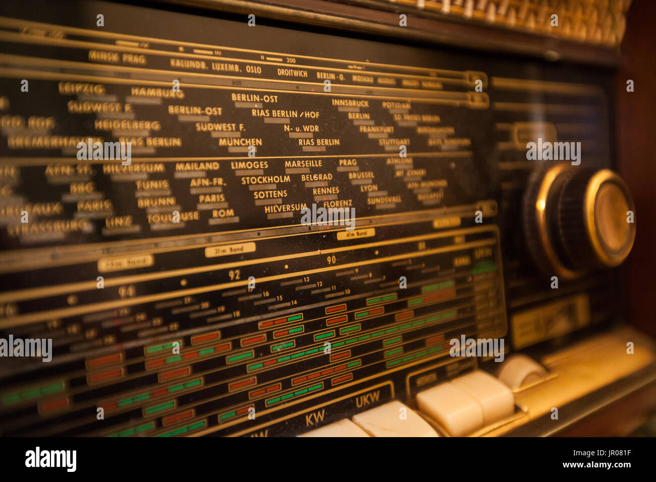 Retro old radio, vintage radio scale, closeup Stock Photo - Alamy