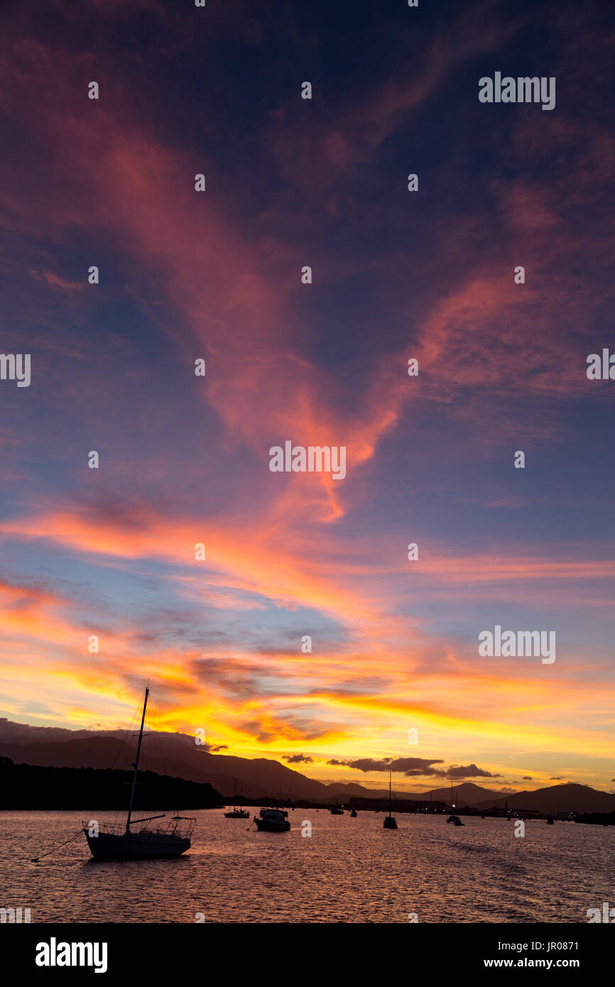 Sunset Trinity Inlet, Cairns Stock Photo - Alamy