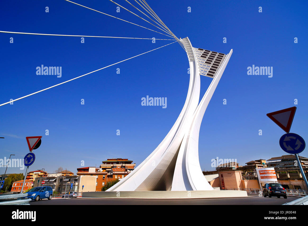 Pescara New Bridge Ennio Flaiano, Pescara, Abruzzo, Italy Stock Photo ...