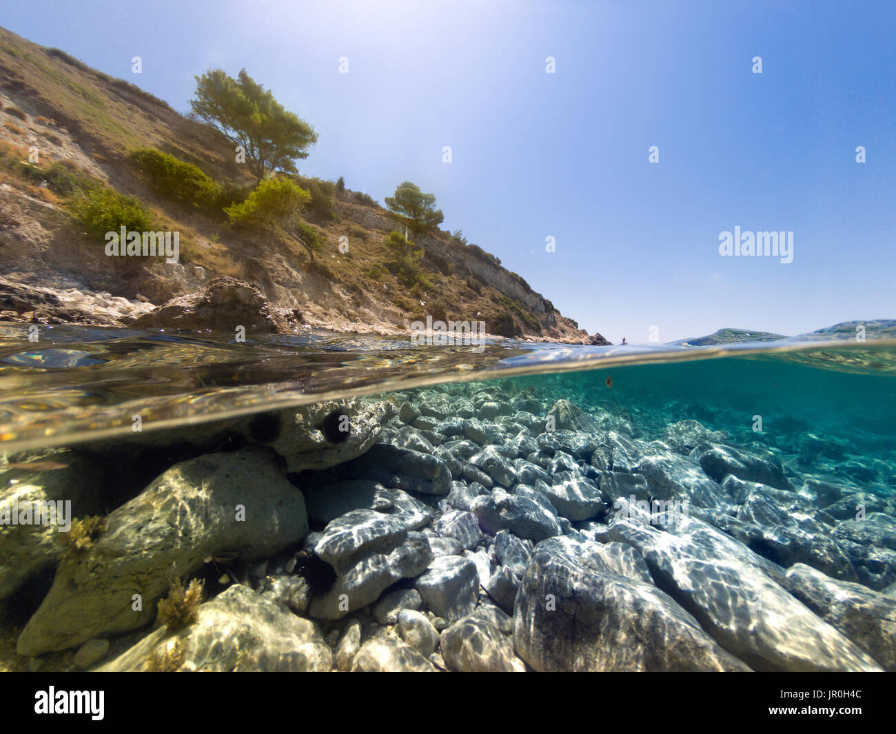 Split image rocks underwater hi-res stock photography and images - Alamy