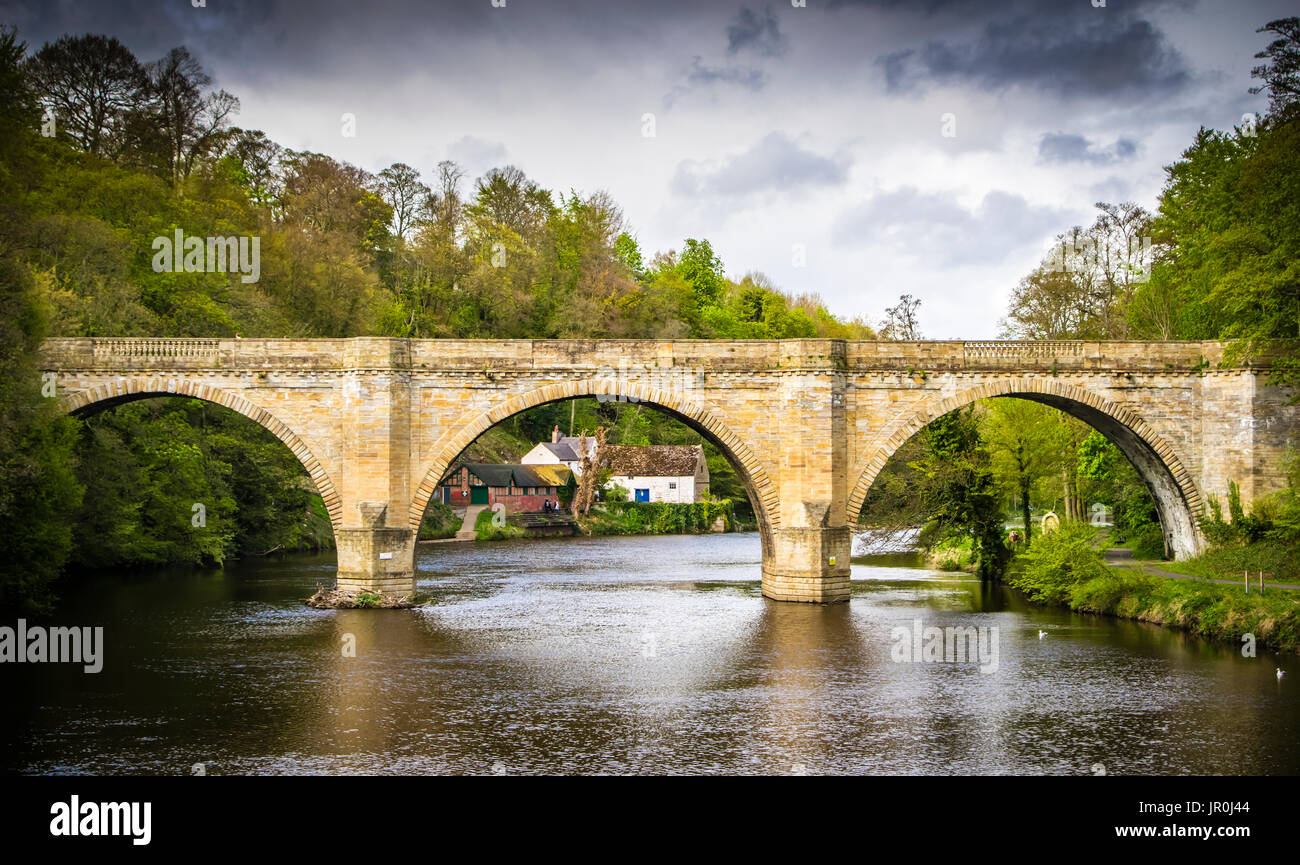 Durham prebends' bridge hi-res stock photography and images - Alamy