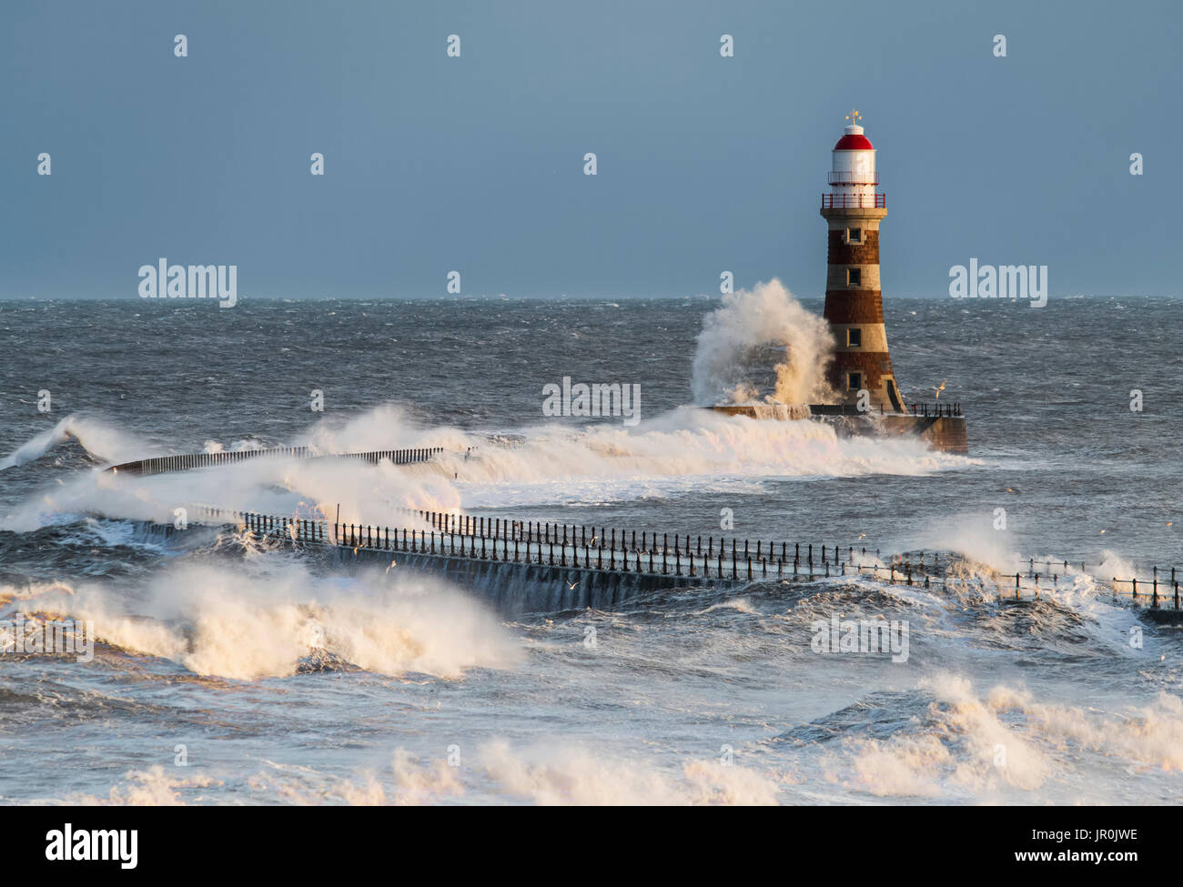 Sunderland lighthouse hi-res stock photography and images - Alamy