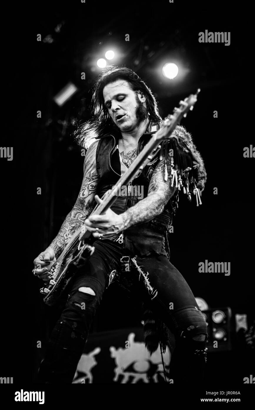 Roll a cane hi-res stock photography and images - Alamy