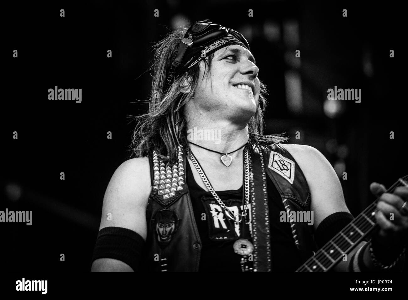 Black metal cane hi-res stock photography and images - Alamy