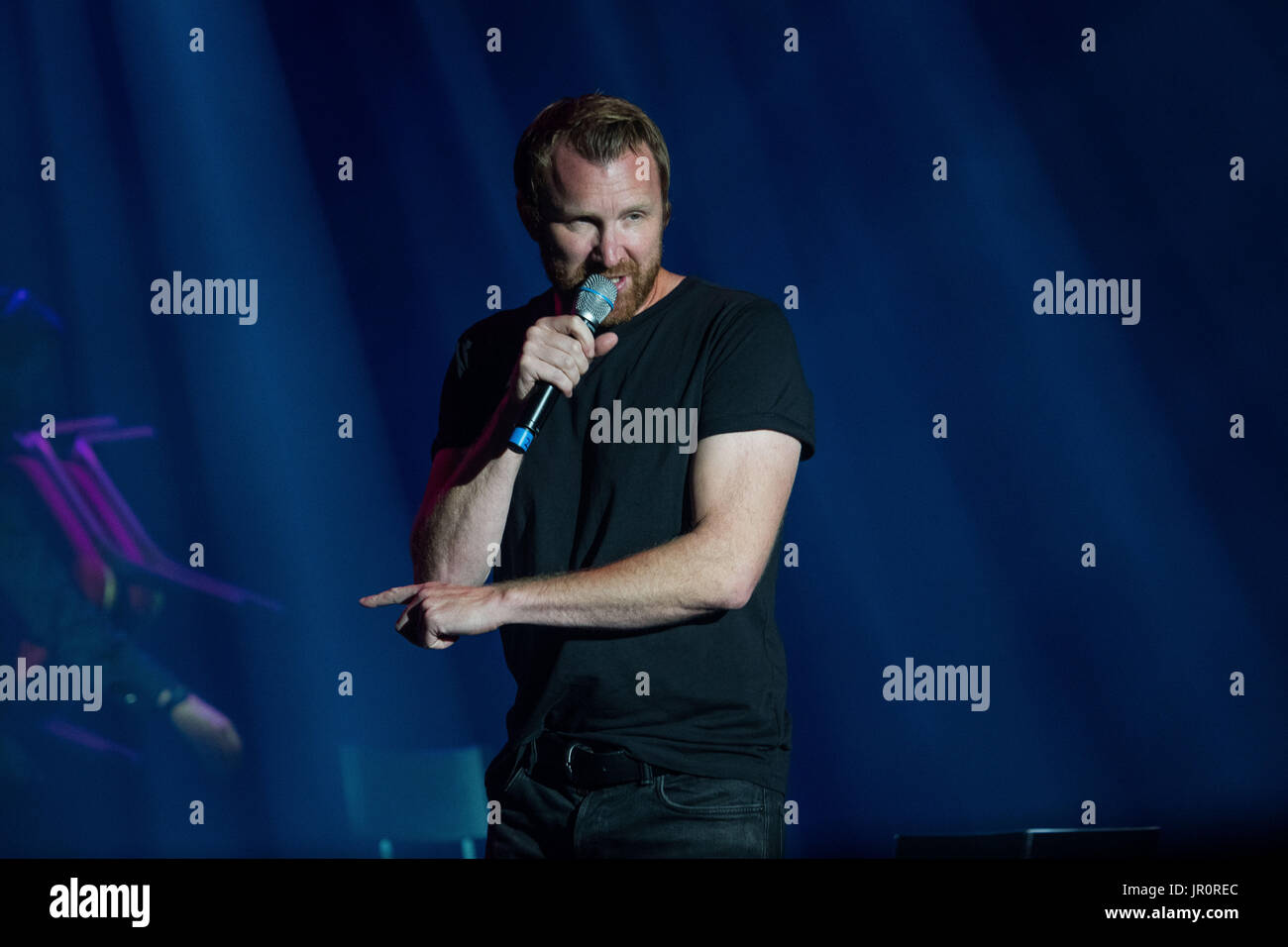 Jason Byrne – The Man with Three Brains Phil McIntyre Entertainments by ...