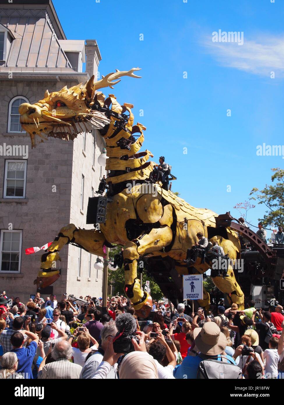 Stolen street art hi-res stock photography and images - Alamy