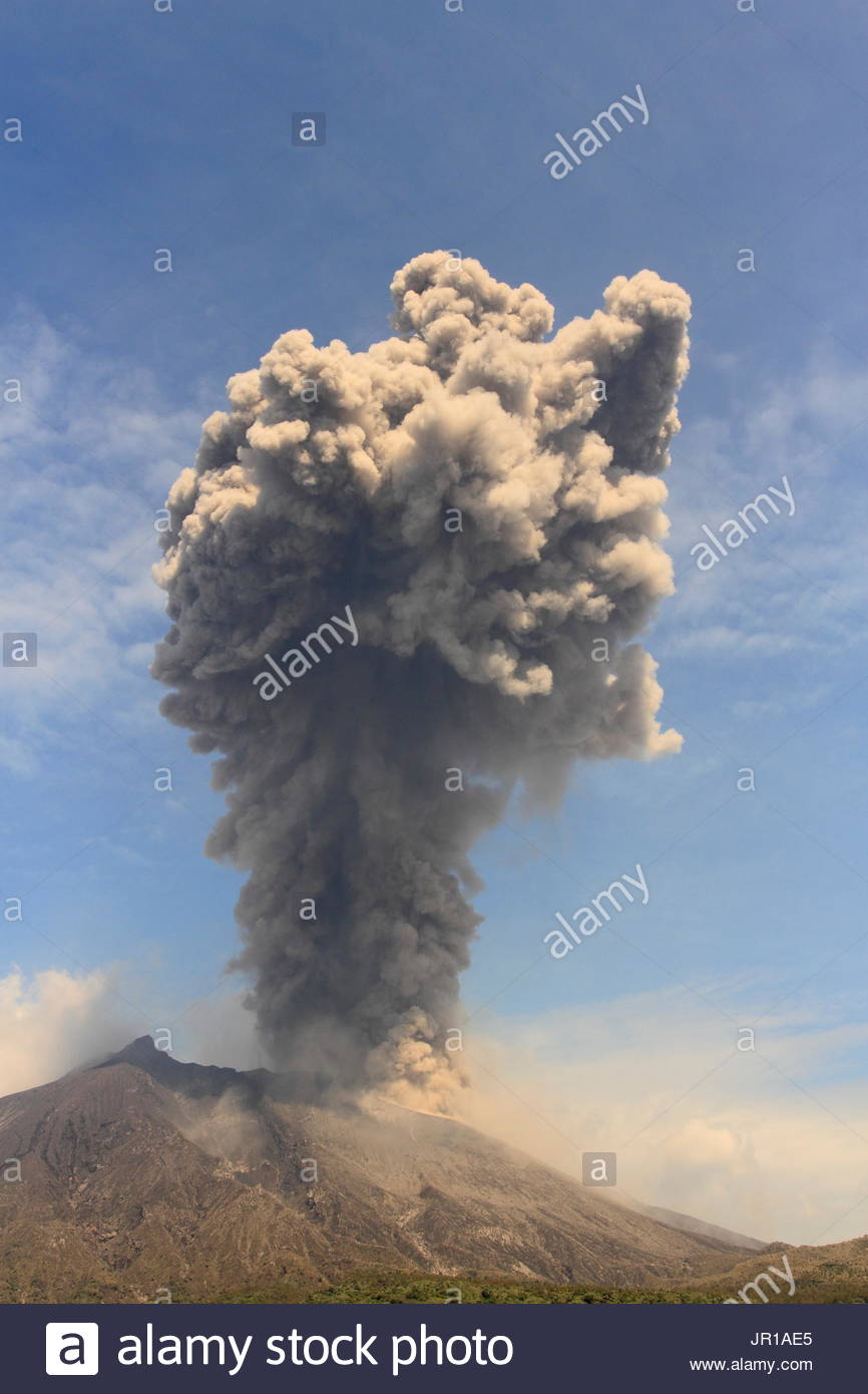Sakurajima Eruption Stock Photos & Sakurajima Eruption Stock Images - Alamy