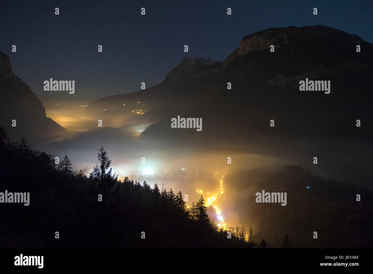 Peak of pollution caused by the installation of stratus on the Arve ...