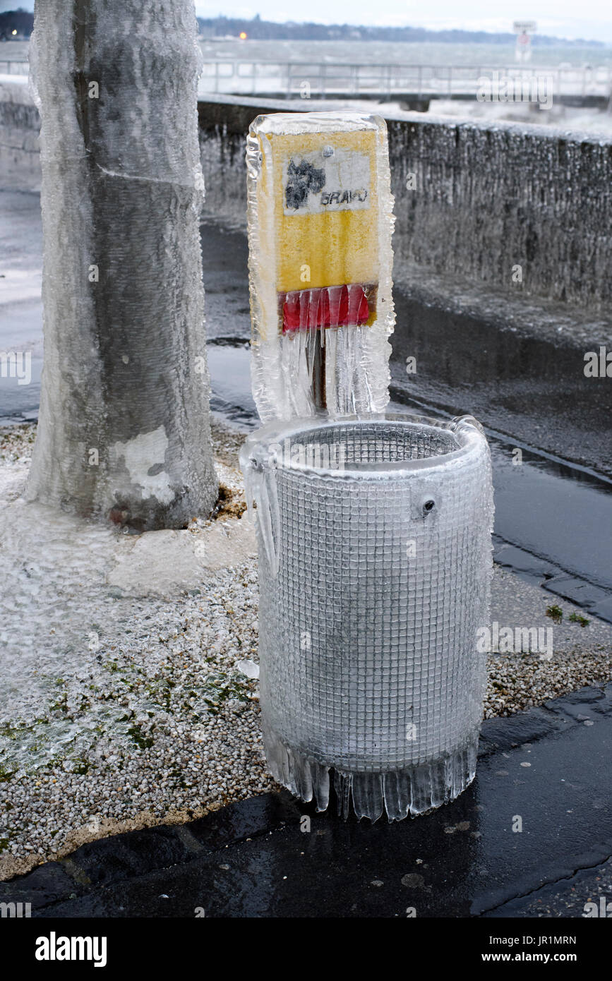 Waste bin frozen during the episode of extreme cold around Lake Geneva ...