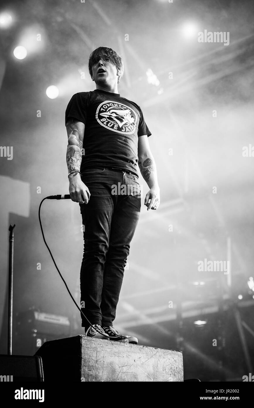 Benjamin kowalewicz billy talent live hi-res stock photography and ...