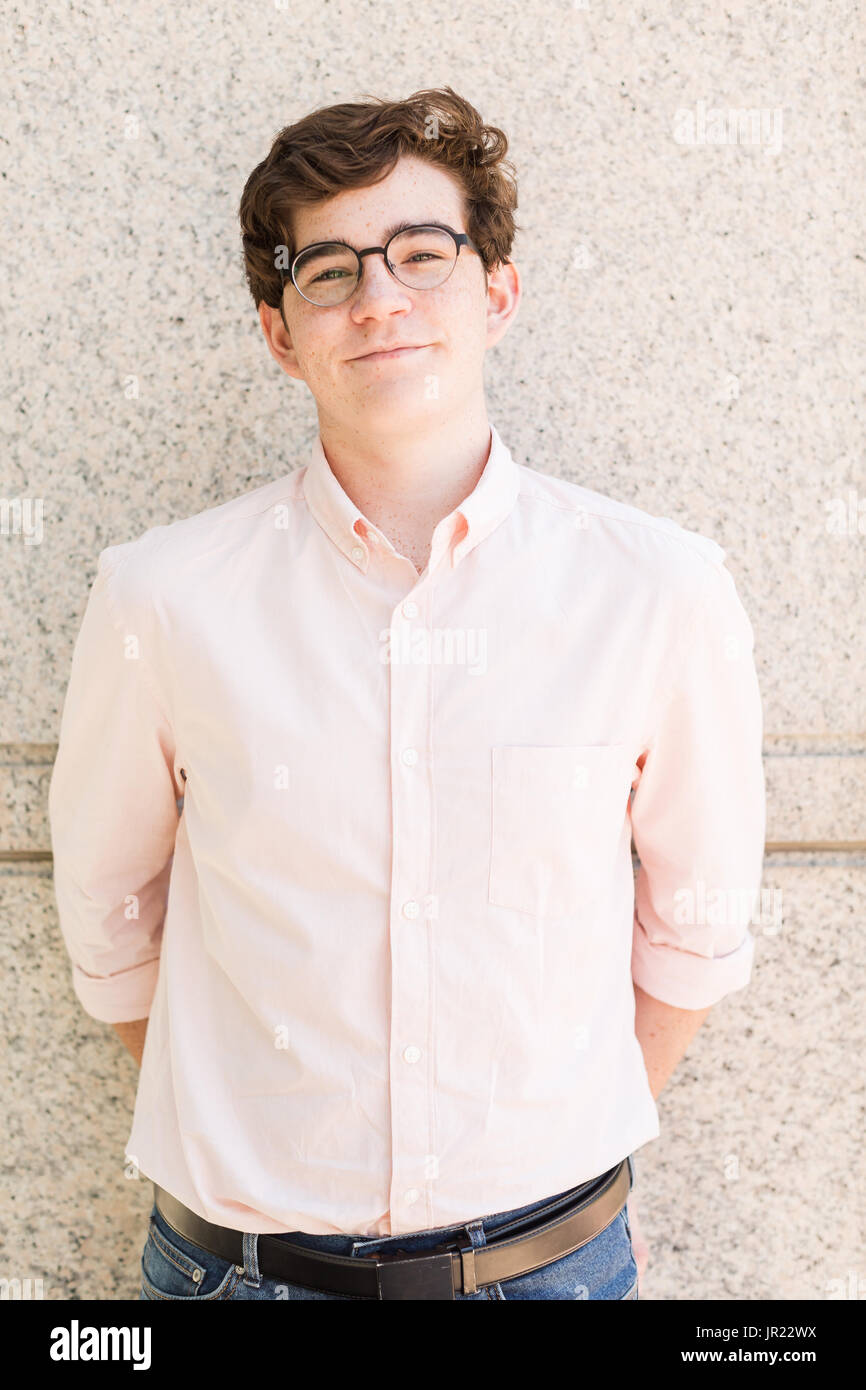 16 year old high school senior hi-res stock photography and images - Alamy