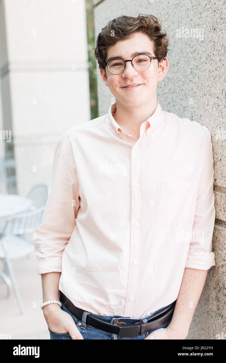 Boy in senior year of high school hi-res stock photography and images ...