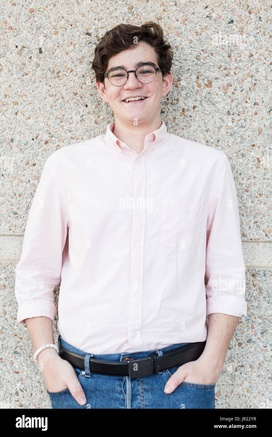 16 year old high school senior hi-res stock photography and images - Alamy