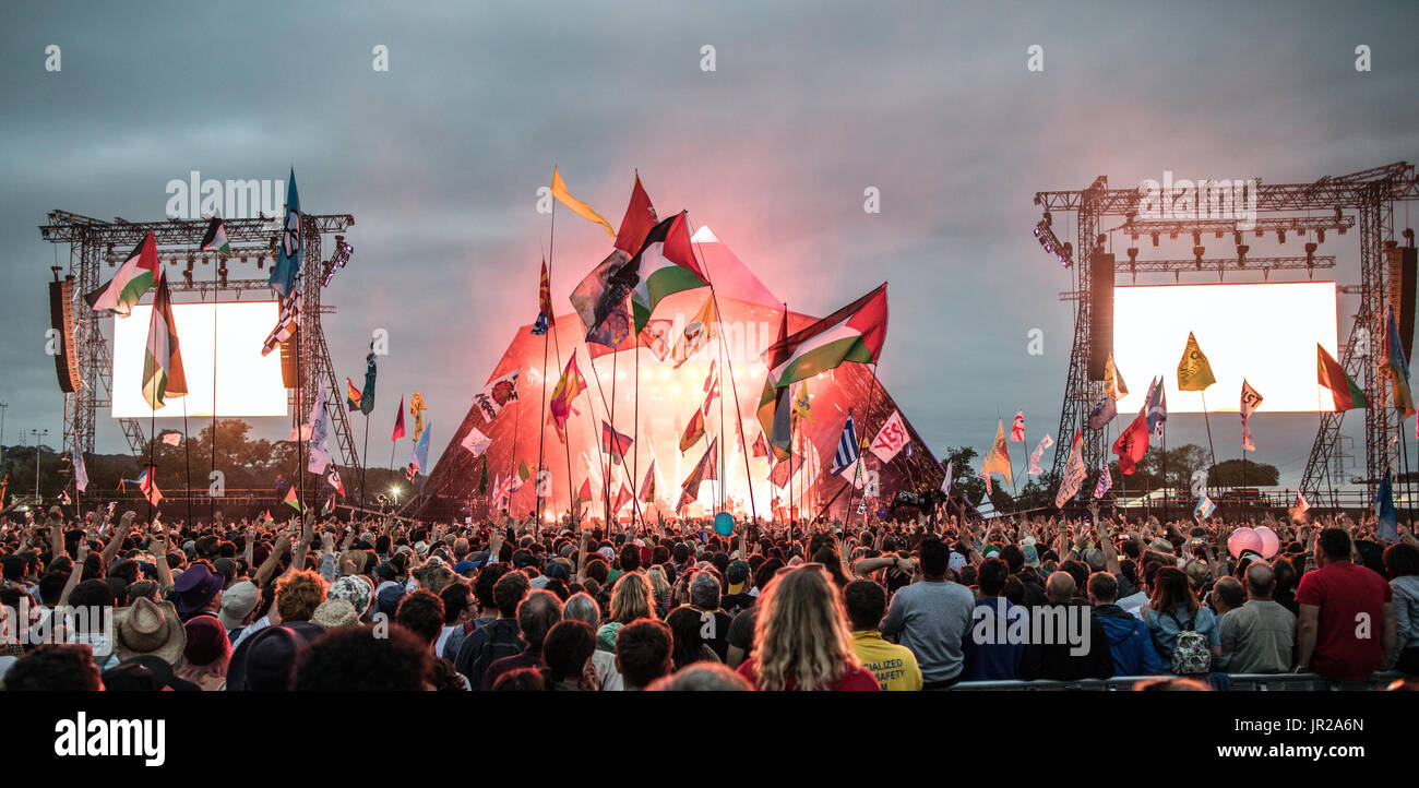 Pyramid staage hi-res stock photography and images - Alamy