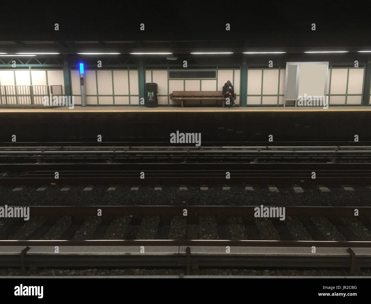 Waiting bench in subway metro hi-res stock photography and images - Alamy