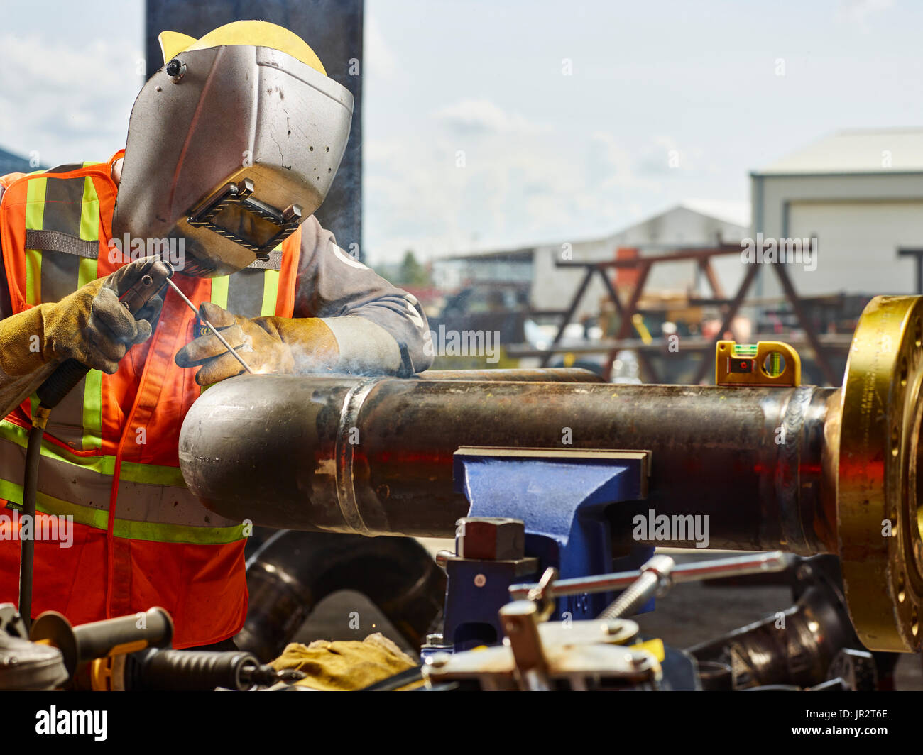 Welder works hi-res stock photography and images - Alamy