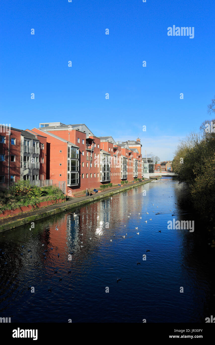 Buildings alongside the Grand Union Canal, Leicester City ...