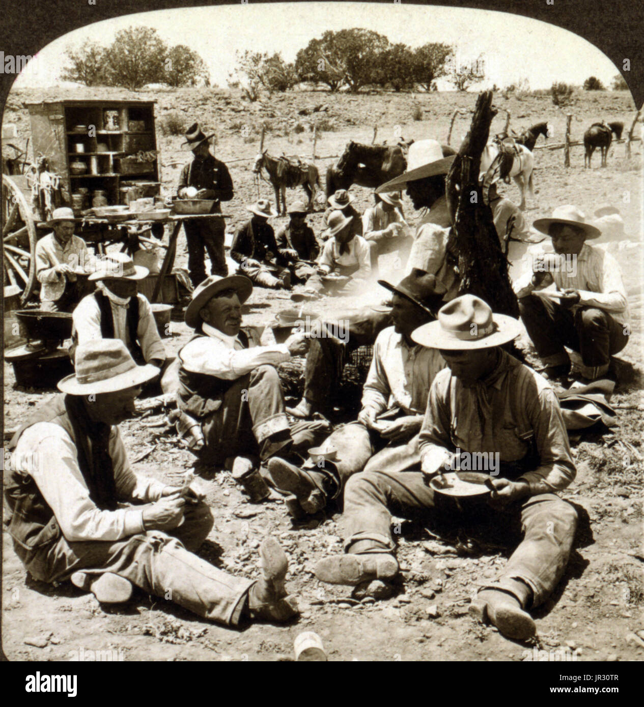 Chuckwagon and Cowboys,1907 Stock Photo - Alamy