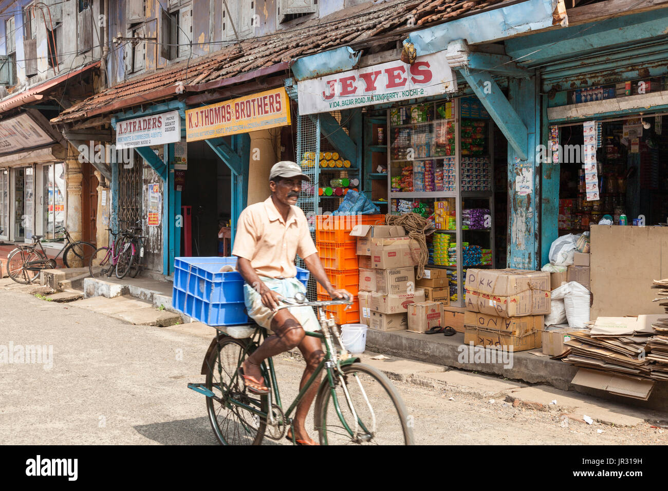 Street scene, Fort Cochin, Kerala, India Stock Photo - Alamy
