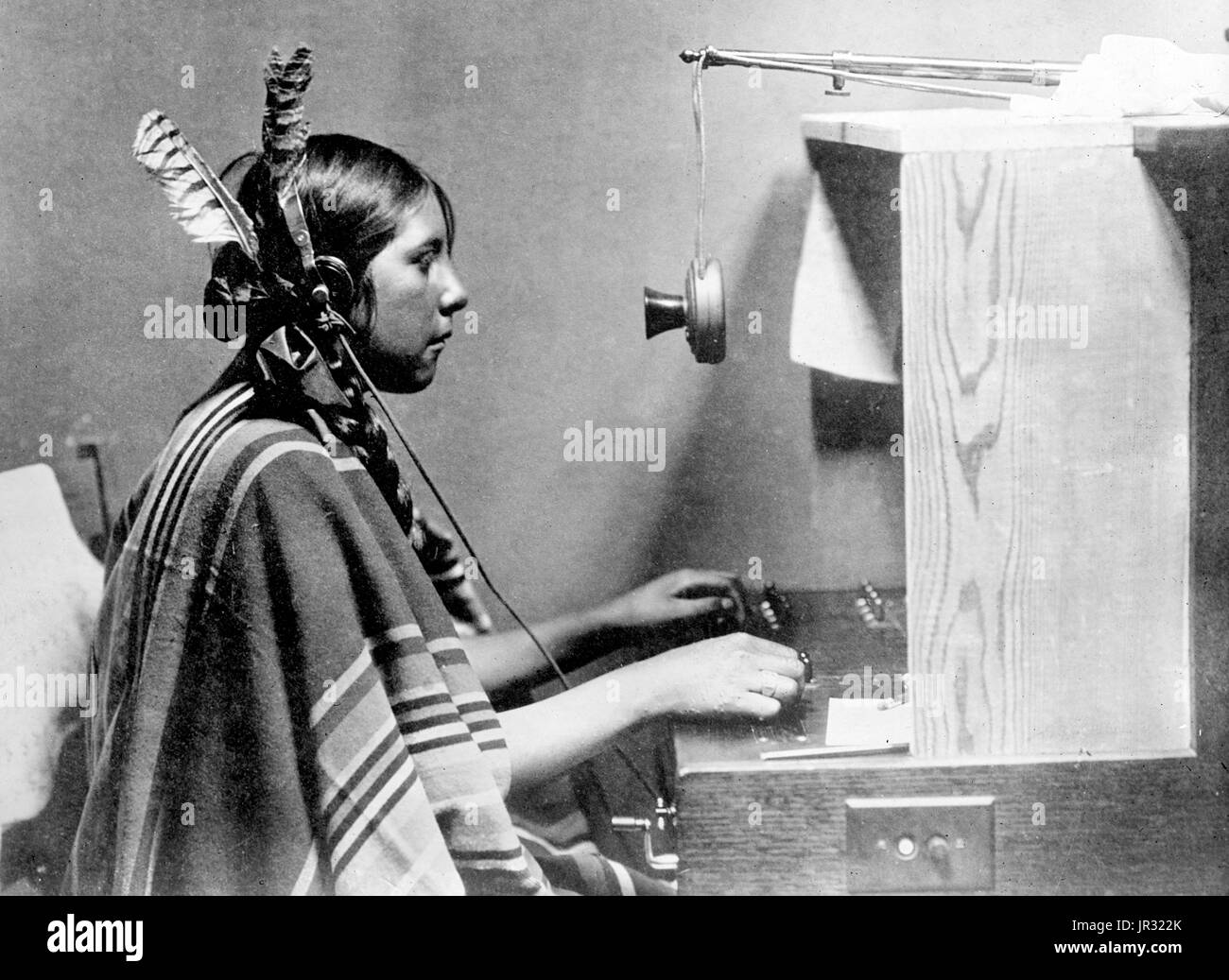 Telephone operator Black and White Stock Photos & Images - Alamy