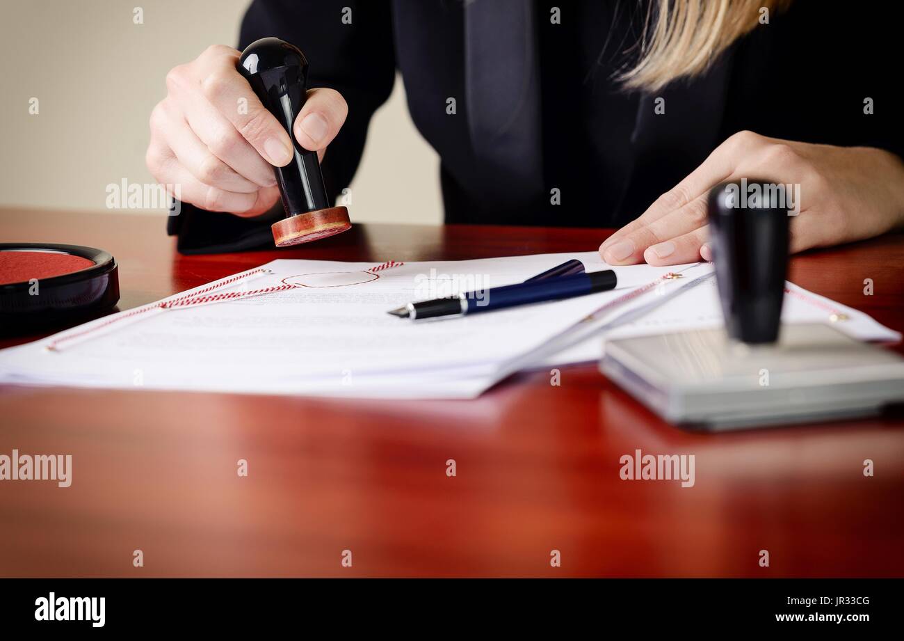 Notary office desk old hi-res stock photography and images - Alamy