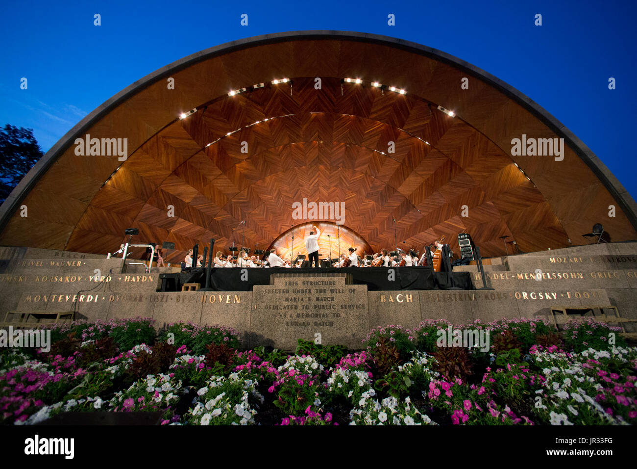 Hatch shell boston hi-res stock photography and images - Alamy
