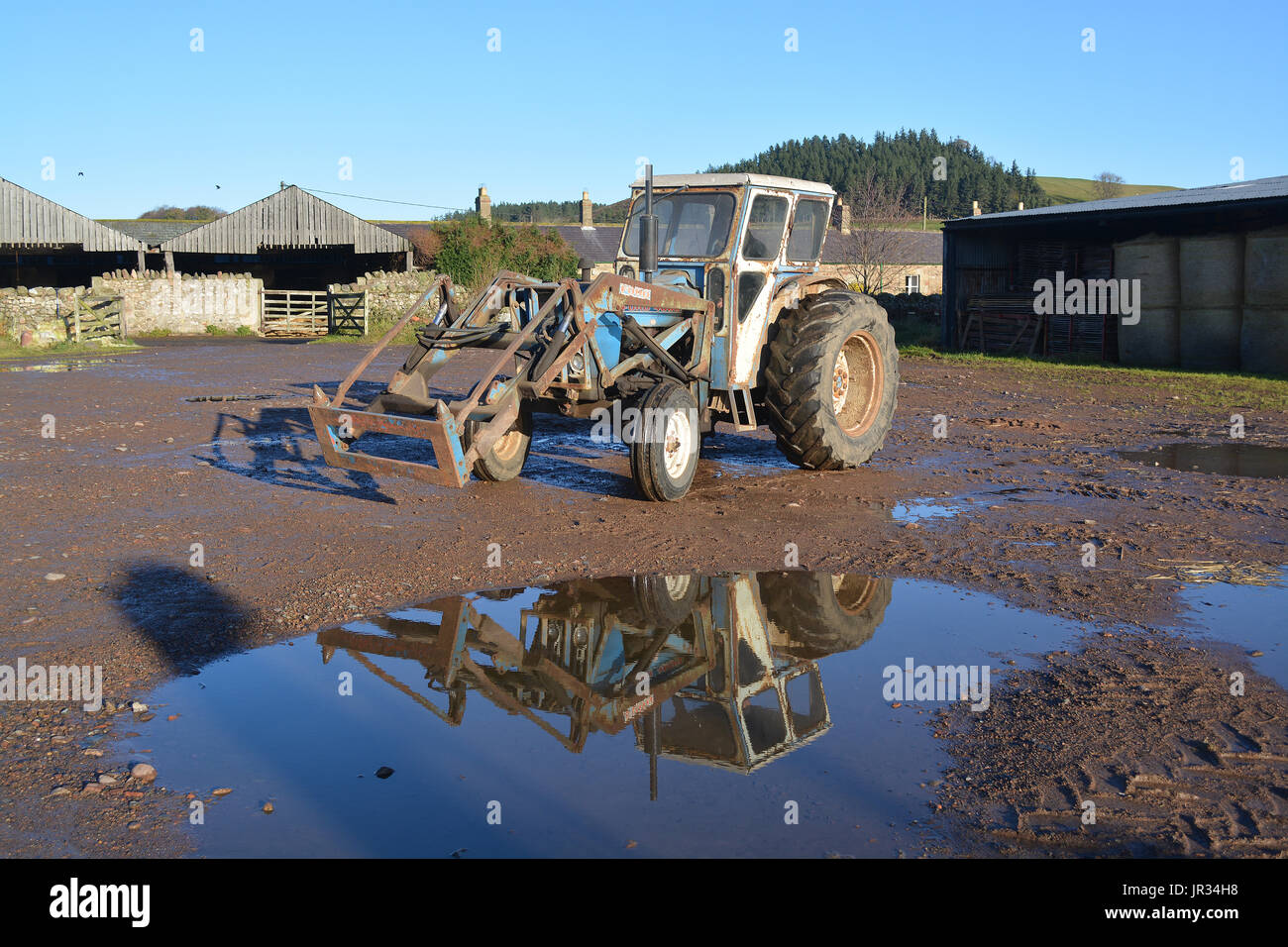 1970 Ford 4000 Tractor Stock Photo - Alamy